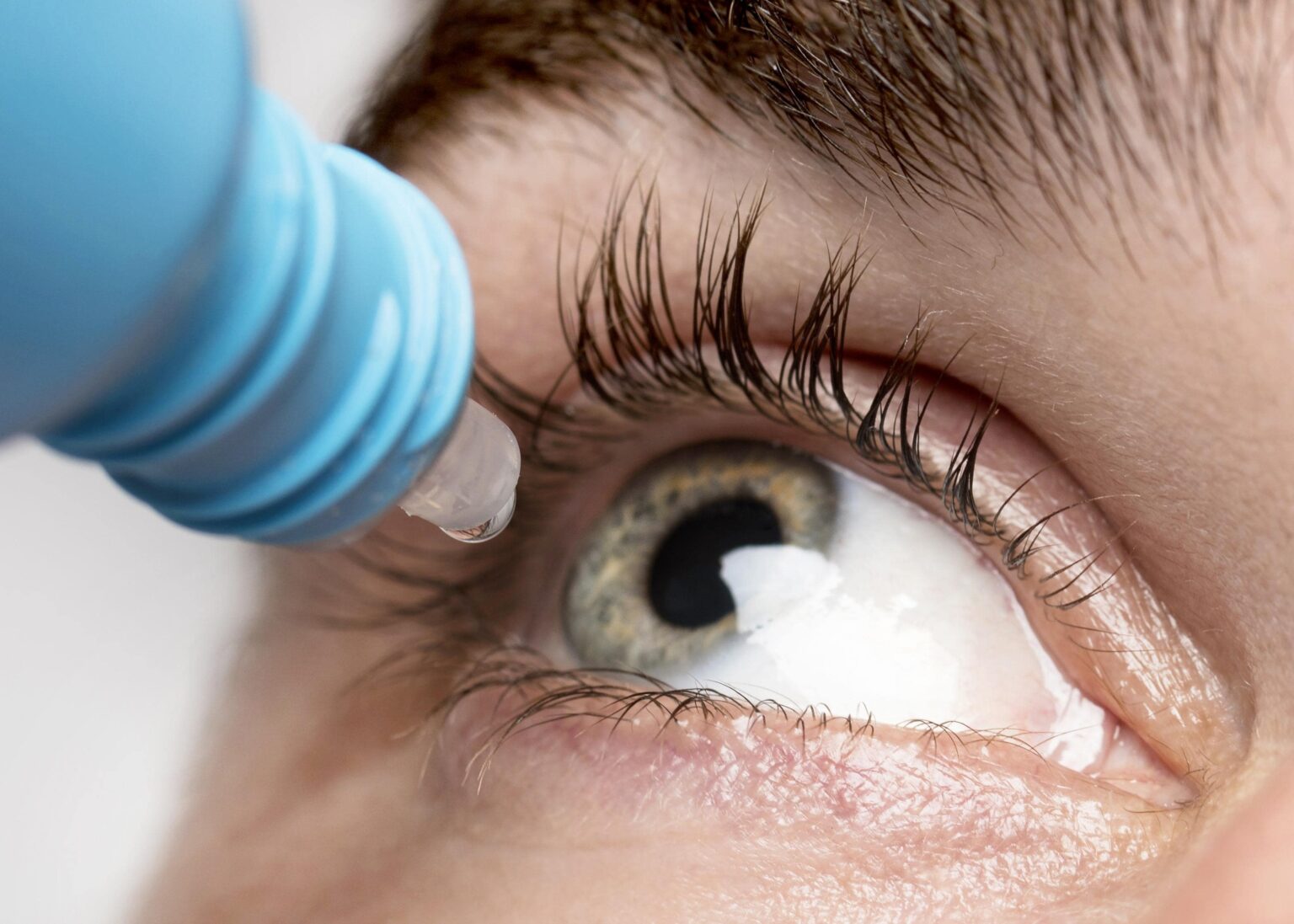 Eye Doctor Uvea Care | Best Eye Doctor in Malad East